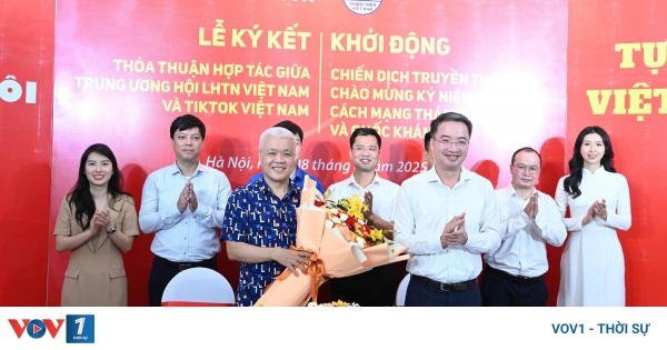 Phát động Chiến dịch truyền thông “Tôi yêu Tổ quốc tôi” | VOV1.VOV.VN